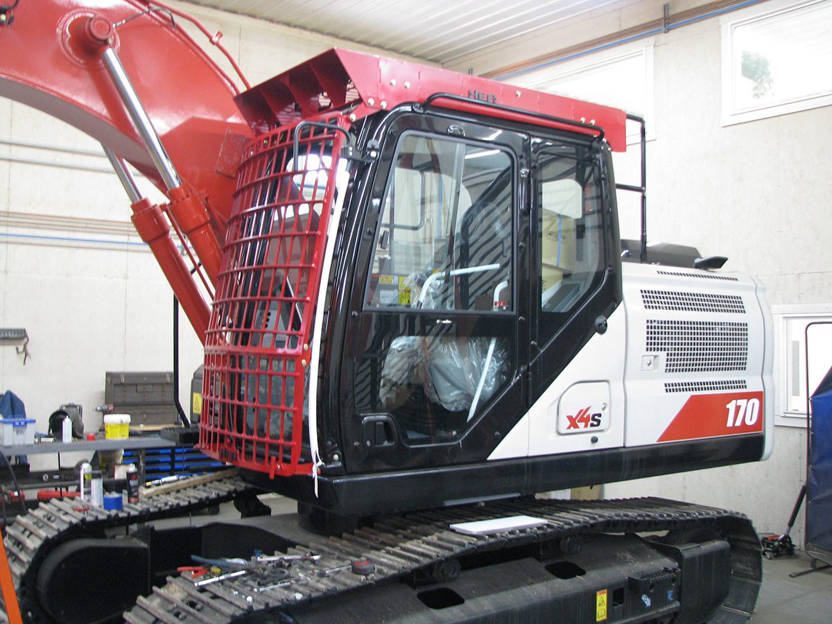 Link-Belt Excavator - Heavy Equipment Armor